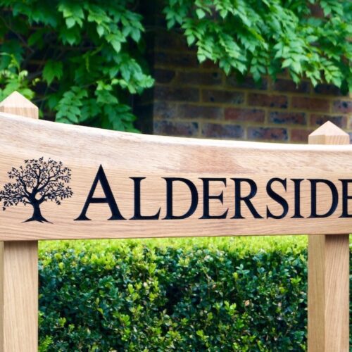 Natural Edge Free Standing Signs | Traditional Wooden Gifts