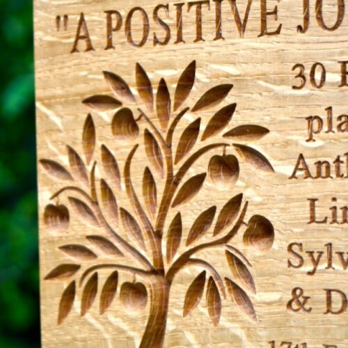 Engraved Tree Memorial Plaques | TraditionalWoodenGifts.co.uk