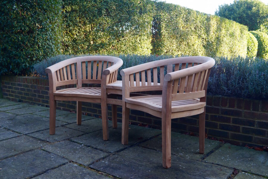 Garden Two-Seater Love Bench | TraditionalWoodenGifts.co.uk